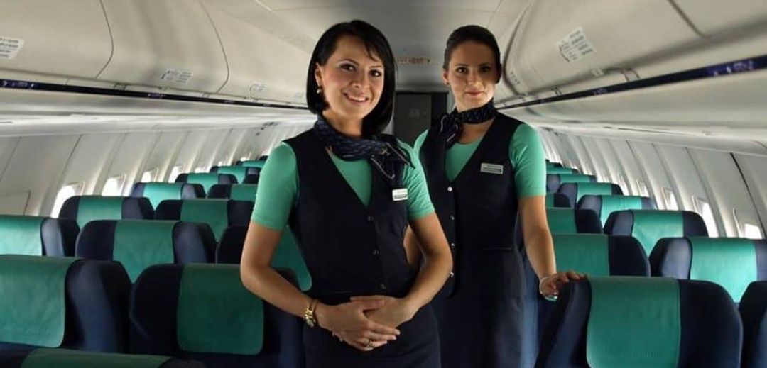 Carpatair angajeaza insotitori de bord | Cum ajungi stewardesa